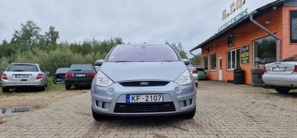 Pelēks Ford S-Max 2008 Valmiera, ar dzinēja tilpumu 1.80 L un nobraukumu 347 tūkst. km par 4990 €, foto 8 vietnē AUTOMOTO.COM.LV