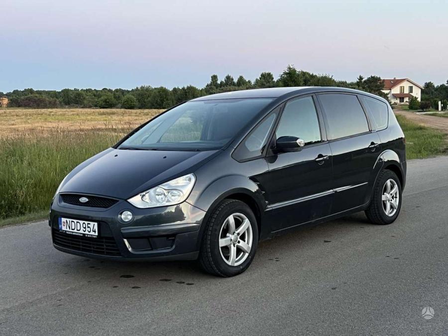Grey Ford S-Max 2008 in Mazeikiai, with an engine capacity of 2.00 L and mileage of 339 thousand km for 2750 €, photo 1 on AUTOMOTO.COM.LV