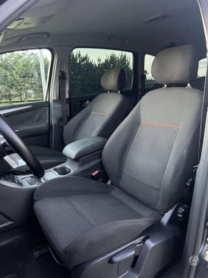 Grey Ford S-Max 2008 in Mazeikiai, with an engine capacity of 2.00 L and mileage of 339 thousand km for 2750 €, photo 8 on AUTOMOTO.COM.LV