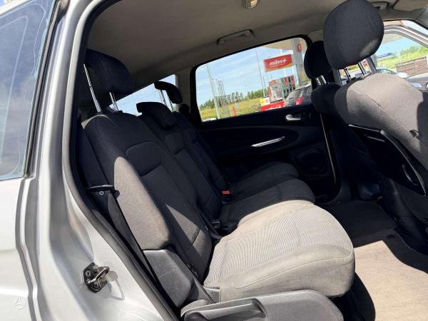 Pelēks Ford S-Max 2008 Viļņa, ar dzinēja tilpumu 2.00 L un nobraukumu 350 tūkst. km par 2950 €, foto 10 vietnē AUTOMOTO.COM.LV