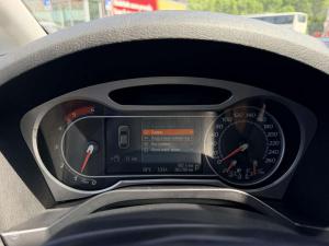 Grey Ford S-Max 2008 in Vilnius, with an engine capacity of 2.00 L and mileage of 350 thousand km for 2950 €, photo 15 on AUTOMOTO.COM.LV