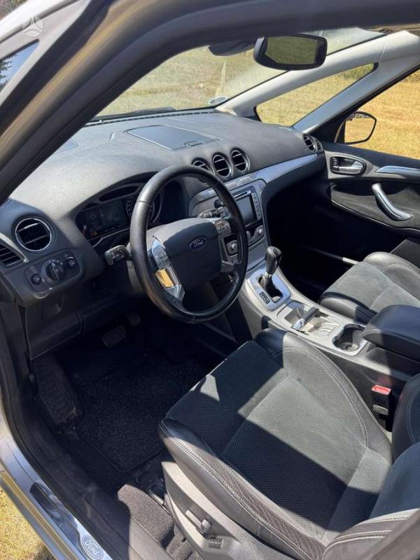 Grey Ford S-Max 2008 in Kazlu Ruda, with an engine capacity of 2.00 L and mileage of 310 thousand km for 3250 €, photo 7 on AUTOMOTO.COM.LV