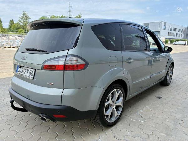 Grey Ford S-Max 2008 in Kaunas, with an engine capacity of 2.18 L and mileage of 235 thousand km for 3499 €, photo 4 on AUTOMOTO.COM.LV