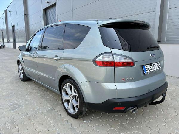 Grey Ford S-Max 2008 in Kaunas, with an engine capacity of 2.18 L and mileage of 235 thousand km for 3499 €, photo 6 on AUTOMOTO.COM.LV