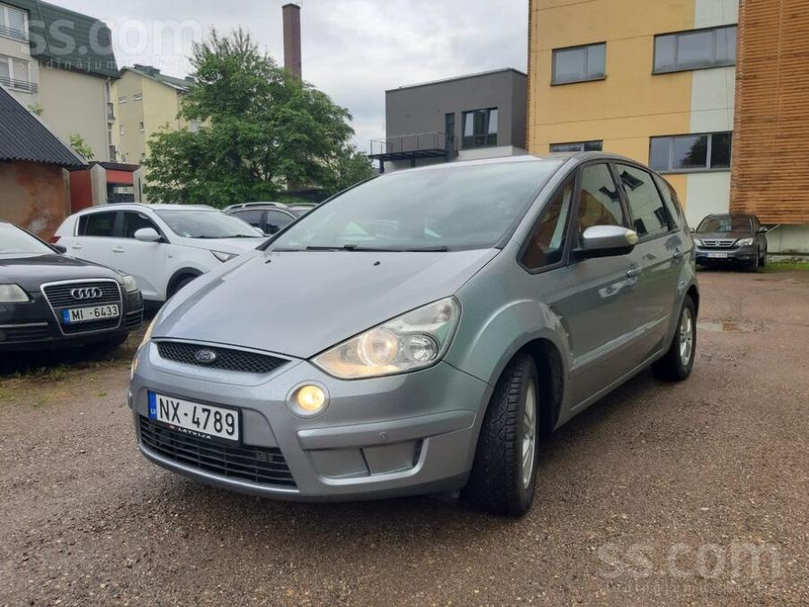 Grey Ford S-Max 2008 in Daugavpils, with an engine capacity of 1.80 L and mileage of 0 thousand km for 3100 €, photo 1 on AUTOMOTO.COM.LV