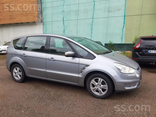 Grey Ford S-Max 2008 in Daugavpils, with an engine capacity of 1.80 L and mileage of 0 thousand km for 3100 €, photo 4 on AUTOMOTO.COM.LV