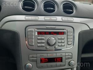 Grey Ford S-Max 2008 in Daugavpils, with an engine capacity of 1.80 L and mileage of 0 thousand km for 3100 €, photo 16 on AUTOMOTO.COM.LV