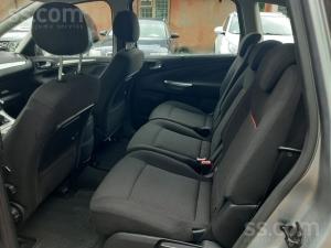 Grey Ford S-Max 2008 in Daugavpils, with an engine capacity of 1.80 L and mileage of 0 thousand km for 3100 €, photo 18 on AUTOMOTO.COM.LV