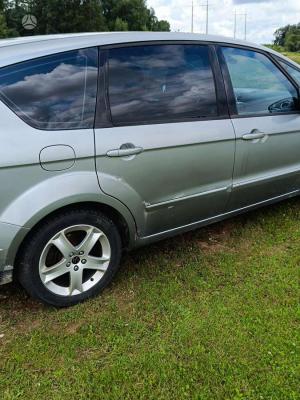 Pelēks Ford S-Max 2008 Utena, ar dzinēja tilpumu 1.75 L un nobraukumu 255 tūkst. km par 2200 €, foto 4 vietnē AUTOMOTO.COM.LV