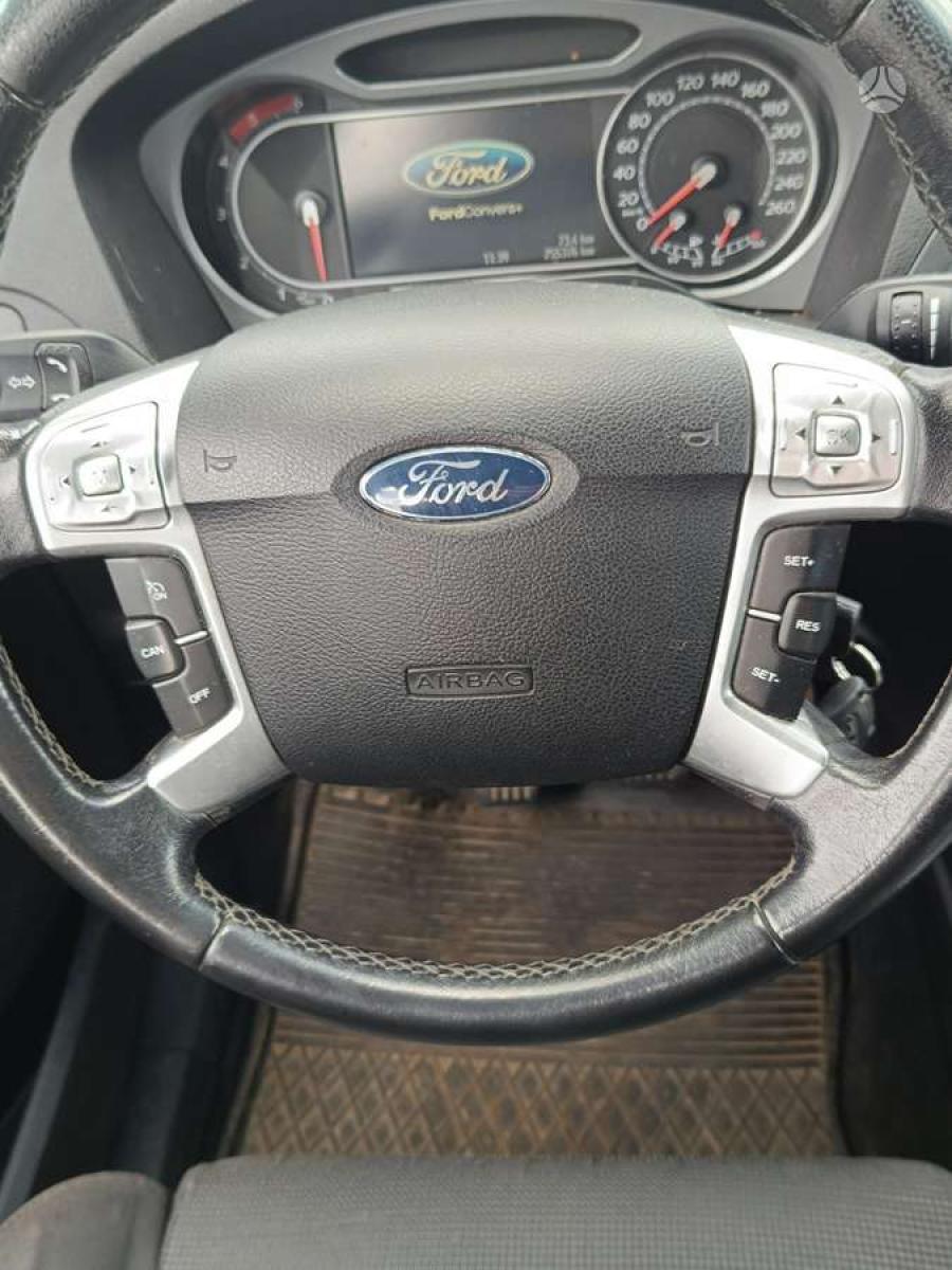Pelēks Ford S-Max 2008 Utena, ar dzinēja tilpumu 1.75 L un nobraukumu 255 tūkst. km par 2200 €, foto 12 vietnē AUTOMOTO.COM.LV