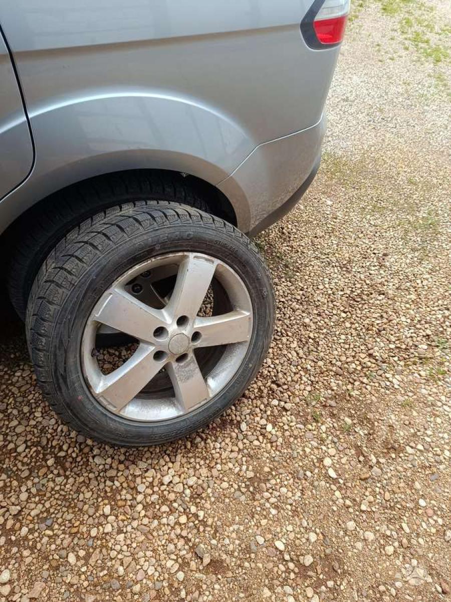 Pelēks Ford S-Max 2008 Utena, ar dzinēja tilpumu 1.75 L un nobraukumu 255 tūkst. km par 2200 €, foto 16 vietnē AUTOMOTO.COM.LV