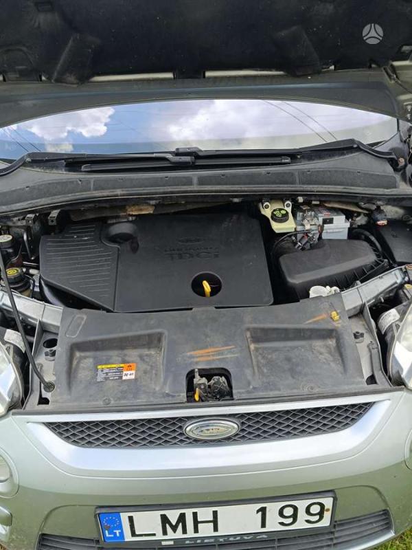 Grey Ford S-Max 2008 in Utena, with an engine capacity of 1.75 L and mileage of 255 thousand km for 2200 €, photo 8 on AUTOMOTO.COM.LV