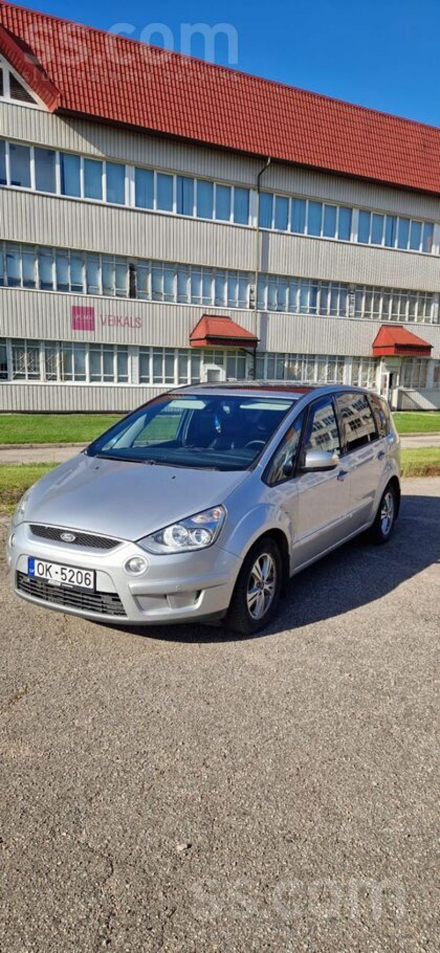 Pelēks Ford S-Max 2008 Liepāja, ar dzinēja tilpumu 2.00 L un nobraukumu 477 tūkst. km par 2150 €, foto 1 vietnē AUTOMOTO.COM.LV