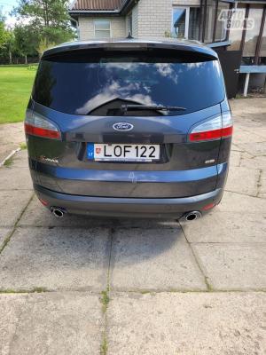 Pelēks Ford S-Max 2008 Marijampole, ar dzinēja tilpumu 2.20 L un nobraukumu 357 tūkst. km par 3500 €, foto  vietnē AUTOMOTO.COM.LV