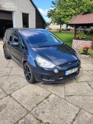 Grey Ford S-Max 2008 in Marijampole, with an engine capacity of 2.20 L and mileage of 357 thousand km for 3500 €, photo 4 on AUTOMOTO.COM.LV