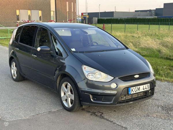 Grey Ford S-Max 2008 in Mazeikiai, with an engine capacity of 1.75 L and mileage of 312 thousand km for 2400 €, photo 3 on AUTOMOTO.COM.LV