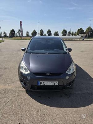 Grey Ford S-Max 2008 in Panevezys, with an engine capacity of 2.00 L and mileage of 295 thousand km for 2800 €, photo  on AUTOMOTO.COM.LV