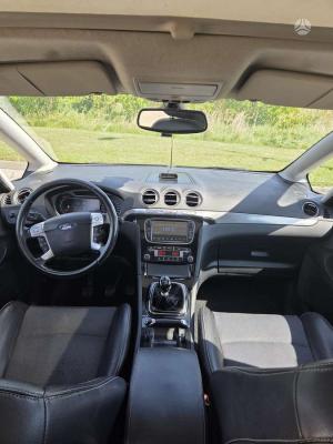 Grey Ford S-Max 2008 in Panevezys, with an engine capacity of 2.00 L and mileage of 295 thousand km for 2800 €, photo 11 on AUTOMOTO.COM.LV