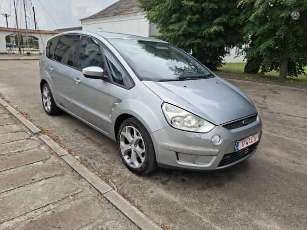 Pelēks Ford S-Max 2008 Pakruojis, ar dzinēja tilpumu 2.00 L un nobraukumu 344 tūkst. km par 2600 €, foto 1 vietnē AUTOMOTO.COM.LV