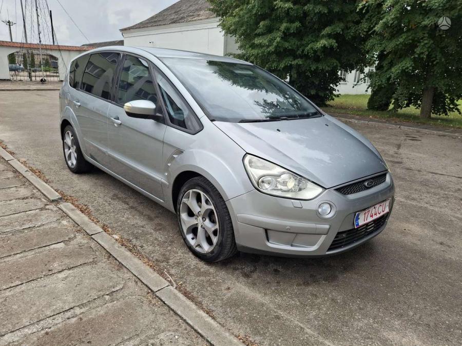 Pelēks Ford S-Max 2008 Pakruojis, ar dzinēja tilpumu 2.00 L un nobraukumu 344 tūkst. km par 2600 €, foto 1 vietnē AUTOMOTO.COM.LV