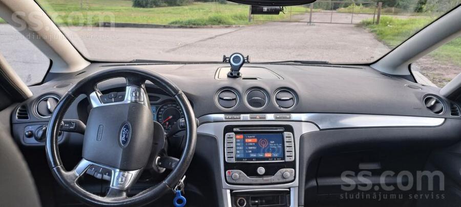Pelēks Ford S-Max 2008 Kuldīga, ar dzinēja tilpumu 2.00 L un nobraukumu 314 tūkst. km par 3195 €, foto 8 vietnē AUTOMOTO.COM.LV