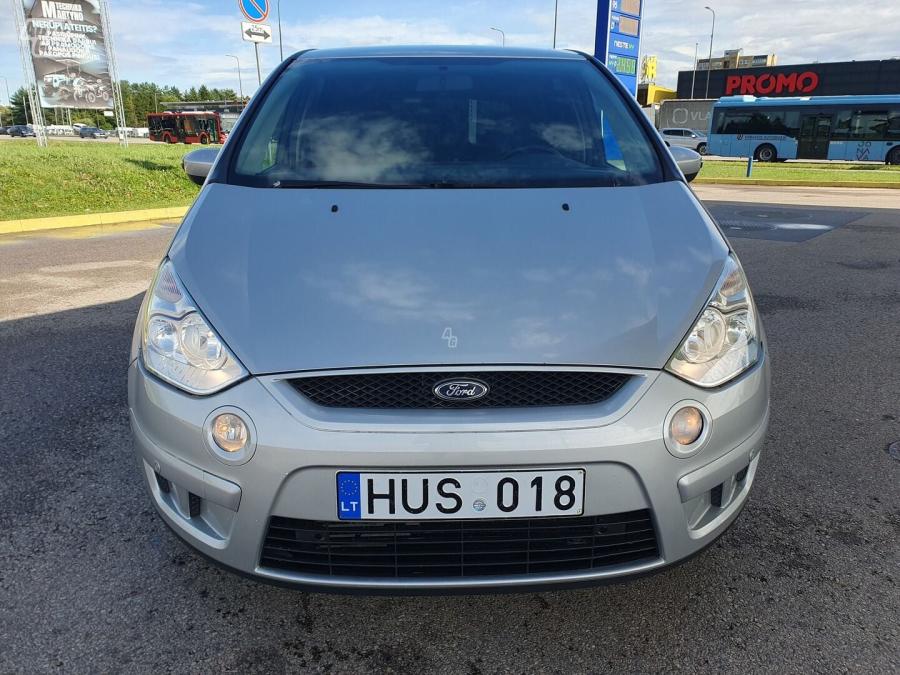 Grey Ford S-Max 2008 in Kaunas, with an engine capacity of 2.00 L and mileage of 310 thousand km for 2950 €, photo 3 on AUTOMOTO.COM.LV