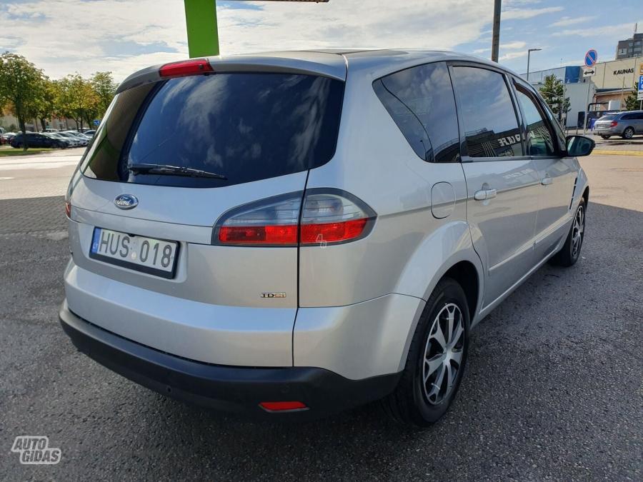 Grey Ford S-Max 2008 in Kaunas, with an engine capacity of 2.00 L and mileage of 310 thousand km for 2950 €, photo 5 on AUTOMOTO.COM.LV