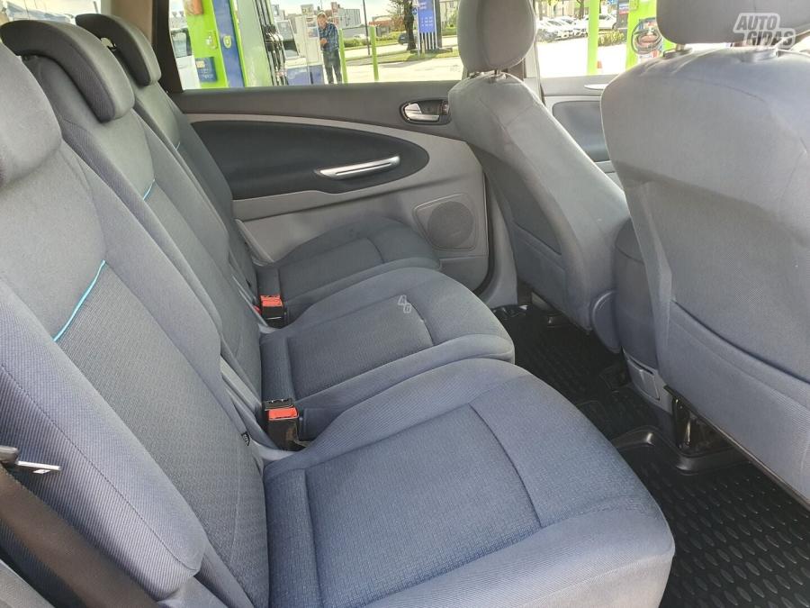 Grey Ford S-Max 2008 in Kaunas, with an engine capacity of 2.00 L and mileage of 310 thousand km for 2950 €, photo 11 on AUTOMOTO.COM.LV