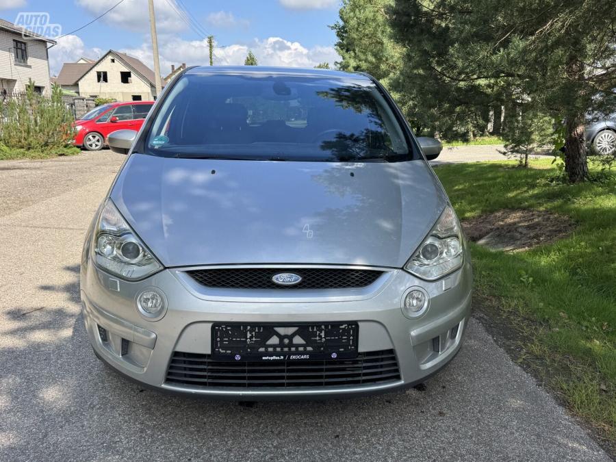 Pelēks Ford S-Max 2008 Marijampole, ar dzinēja tilpumu 2.00 L un nobraukumu 300 tūkst. km par 2900 €, foto 3 vietnē AUTOMOTO.COM.LV