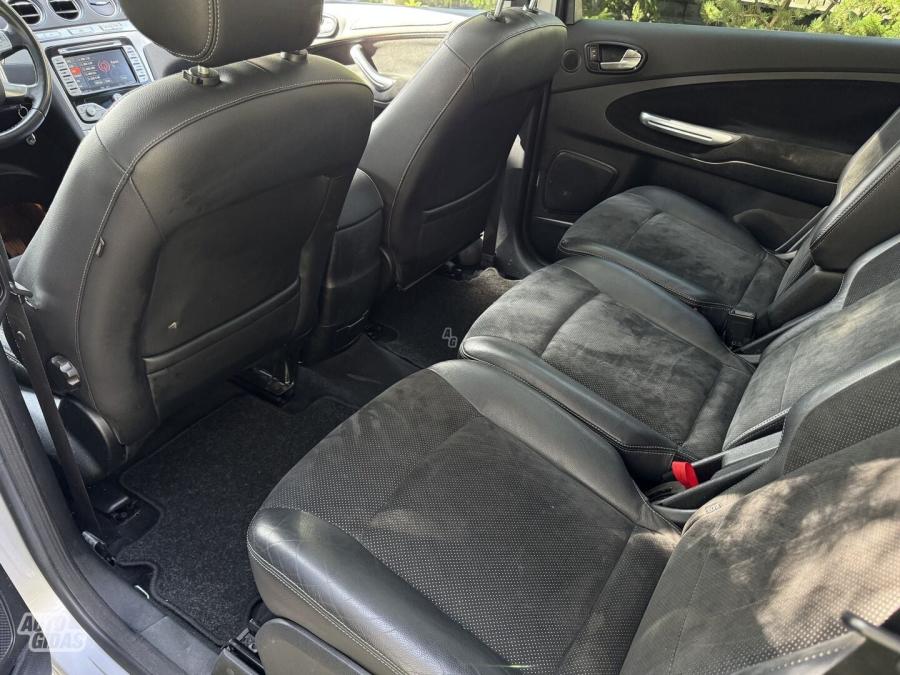 Pelēks Ford S-Max 2008 Marijampole, ar dzinēja tilpumu 2.00 L un nobraukumu 300 tūkst. km par 2900 €, foto 10 vietnē AUTOMOTO.COM.LV