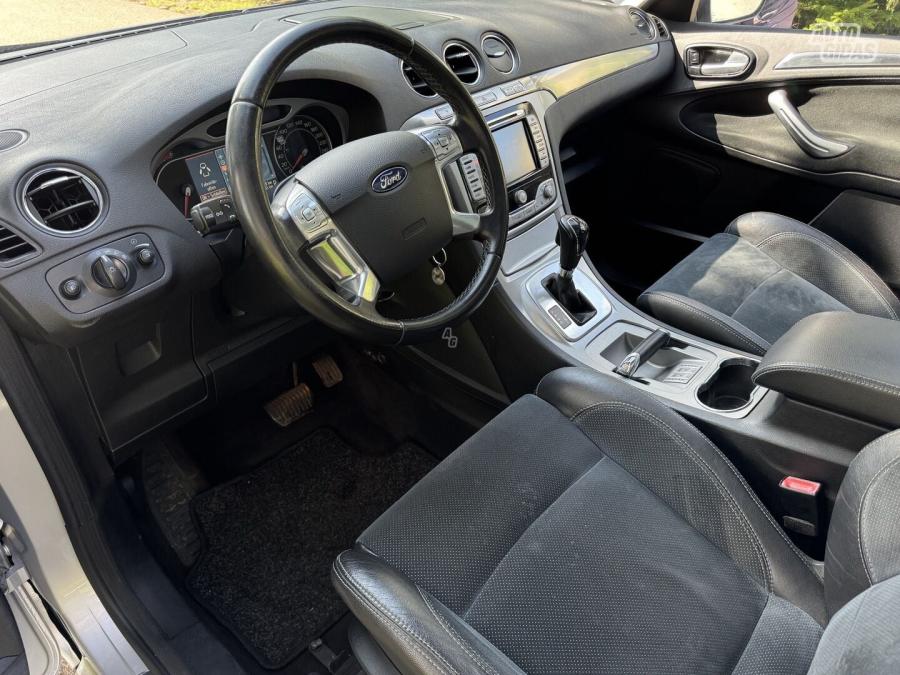 Pelēks Ford S-Max 2008 Marijampole, ar dzinēja tilpumu 2.00 L un nobraukumu 300 tūkst. km par 2900 €, foto 11 vietnē AUTOMOTO.COM.LV