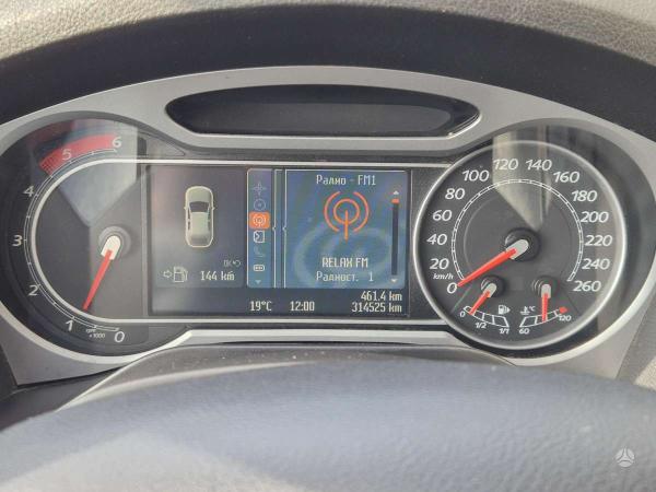 Grey Ford S-Max 2008 in Vilnius, with an engine capacity of 2.00 L and mileage of 313 thousand km for 2999 €, photo 11 on AUTOMOTO.COM.LV