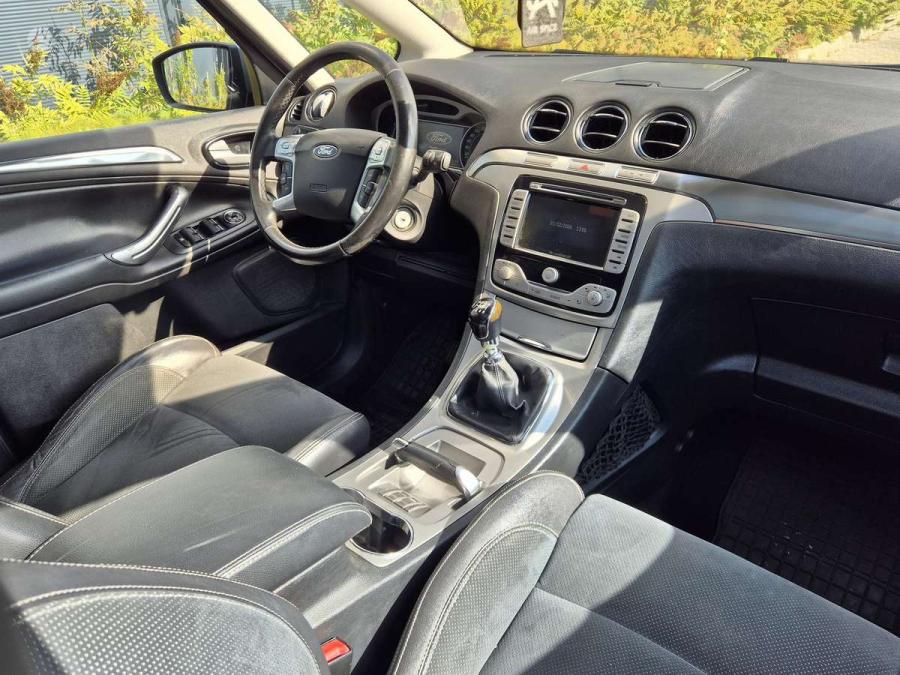 Pelēks Ford S-Max 2008 Viļņa, ar dzinēja tilpumu 2.00 L un nobraukumu 313 tūkst. km par 2999 €, foto 13 vietnē AUTOMOTO.COM.LV