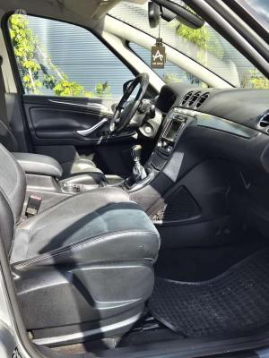 Pelēks Ford S-Max 2008 Viļņa, ar dzinēja tilpumu 2.00 L un nobraukumu 313 tūkst. km par 2999 €, foto 14 vietnē AUTOMOTO.COM.LV