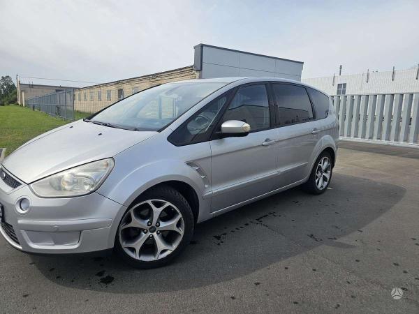 Pelēks Ford S-Max 2008 Šauļi, ar dzinēja tilpumu 2.00 L un nobraukumu 275 tūkst. km par 3400 €, foto 1 vietnē AUTOMOTO.COM.LV