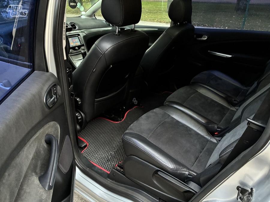 Grey Ford S-Max 2008 in Vilnius, with an engine capacity of 2.00 L and mileage of 410 thousand km for 2000 €, photo 8 on AUTOMOTO.COM.LV