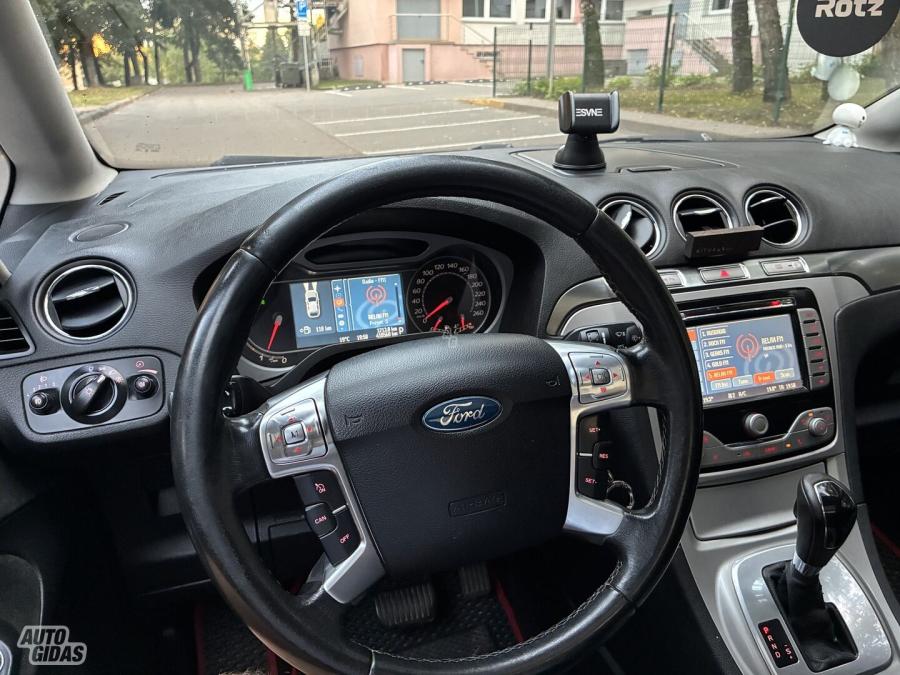 Grey Ford S-Max 2008 in Vilnius, with an engine capacity of 2.00 L and mileage of 410 thousand km for 2000 €, photo 13 on AUTOMOTO.COM.LV