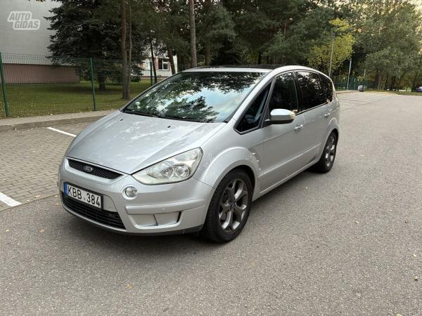 Форд С-Макс 2008 в Вильнюс на AUTOMOTO.COM.LV Серый Форд С-Макс 2008 в Вильнюс, объемом двигателя 2.00 л и пробегом 410 тыс. км за 2000 €, фото 1 на AUTOMOTO.COM.LV