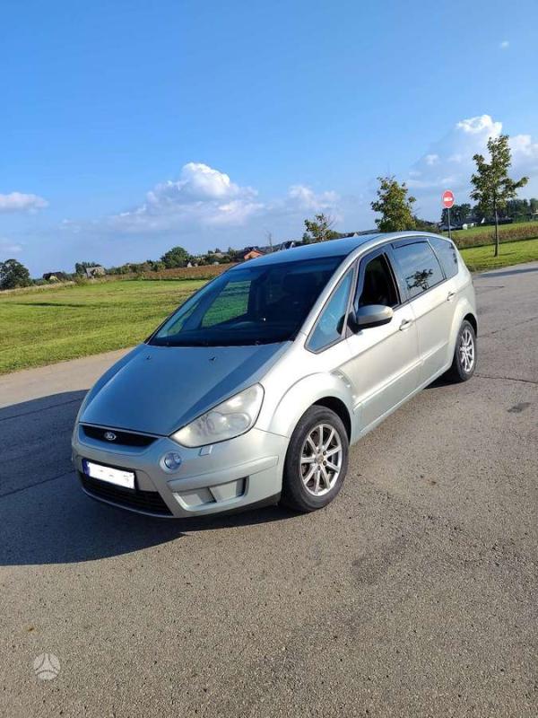 Pelēks Ford S-Max 2008 Šauļi, ar dzinēja tilpumu 2.00 L un nobraukumu 325 tūkst. km par 2300 €, foto 7 vietnē AUTOMOTO.COM.LV