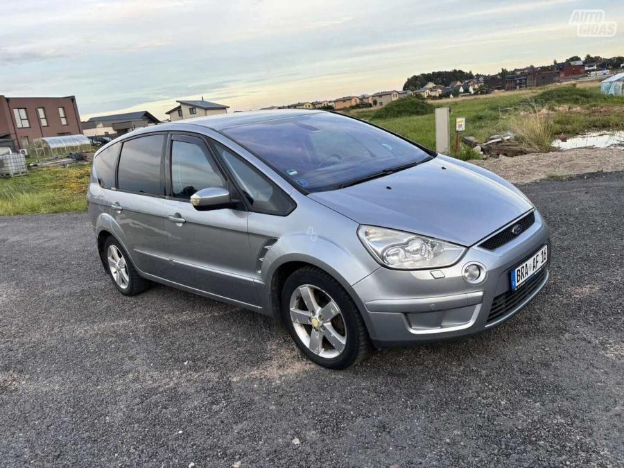 Pelēks Ford S-Max 2008 Kauņa, ar dzinēja tilpumu 2.00 L un nobraukumu 340 tūkst. km par 2999 €, foto 4 vietnē AUTOMOTO.COM.LV