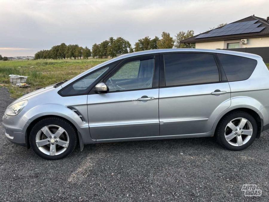 Pelēks Ford S-Max 2008 Kauņa, ar dzinēja tilpumu 2.00 L un nobraukumu 340 tūkst. km par 2999 €, foto 10 vietnē AUTOMOTO.COM.LV