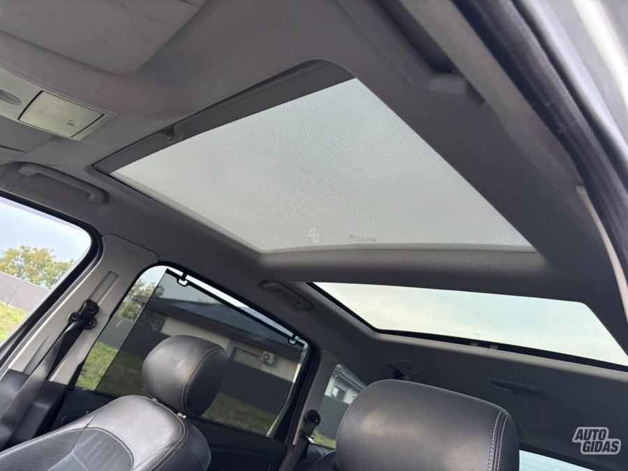 Pelēks Ford S-Max 2008 Kauņa, ar dzinēja tilpumu 2.00 L un nobraukumu 340 tūkst. km par 2999 €, foto 14 vietnē AUTOMOTO.COM.LV