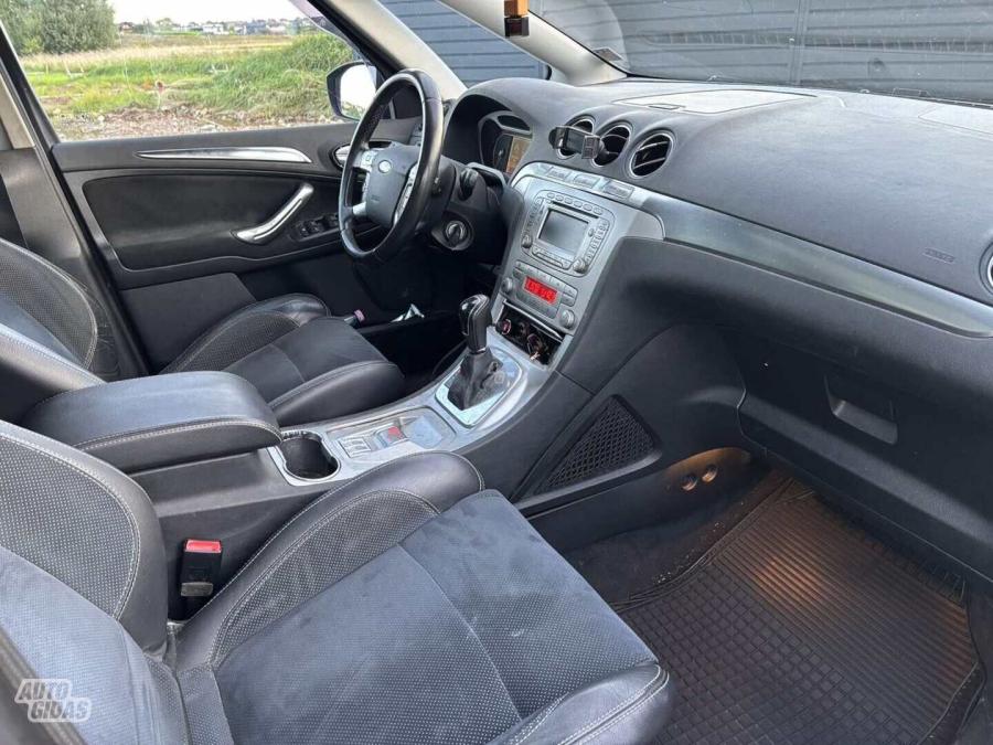 Pelēks Ford S-Max 2008 Kauņa, ar dzinēja tilpumu 2.00 L un nobraukumu 340 tūkst. km par 2999 €, foto 17 vietnē AUTOMOTO.COM.LV