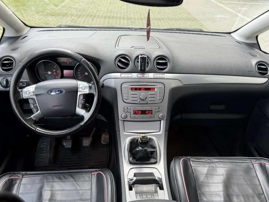 Pelēks Ford S-Max 2008 Viļņa, ar dzinēja tilpumu 2.00 L un nobraukumu 290 tūkst. km par 2650 €, foto 10 vietnē AUTOMOTO.COM.LV