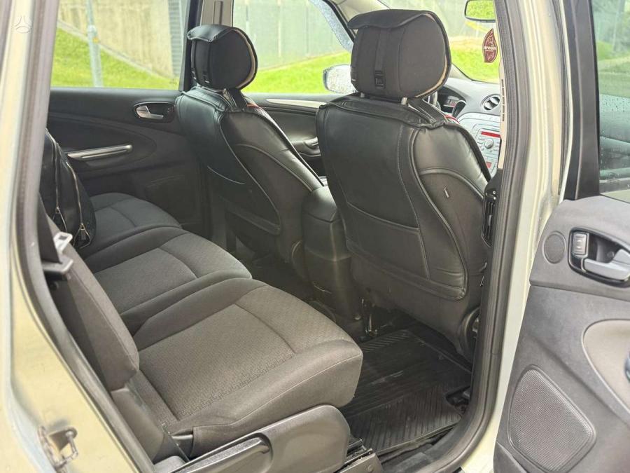 Pelēks Ford S-Max 2008 Viļņa, ar dzinēja tilpumu 2.00 L un nobraukumu 290 tūkst. km par 2650 €, foto 11 vietnē AUTOMOTO.COM.LV