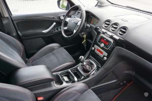 Grey Ford S-Max 2008 in Klaipeda, with an engine capacity of 2.18 L and mileage of 280 thousand km for 2100 €, photo 9 on AUTOMOTO.COM.LV