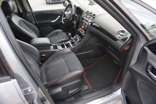 Grey Ford S-Max 2008 in Klaipeda, with an engine capacity of 2.18 L and mileage of 280 thousand km for 2100 €, photo 10 on AUTOMOTO.COM.LV
