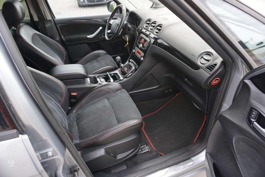 Grey Ford S-Max 2008 in Klaipeda, with an engine capacity of 2.18 L and mileage of 280 thousand km for 2100 €, photo 10 on AUTOMOTO.COM.LV