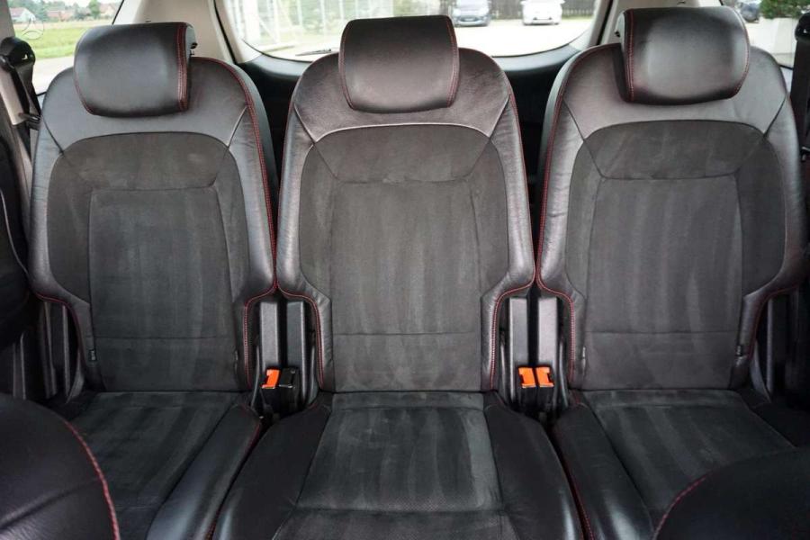 Grey Ford S-Max 2008 in Klaipeda, with an engine capacity of 2.18 L and mileage of 280 thousand km for 2100 €, photo 16 on AUTOMOTO.COM.LV