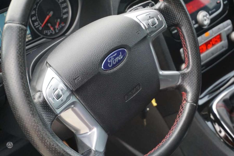 Grey Ford S-Max 2008 in Klaipeda, with an engine capacity of 2.18 L and mileage of 280 thousand km for 2100 €, photo 17 on AUTOMOTO.COM.LV